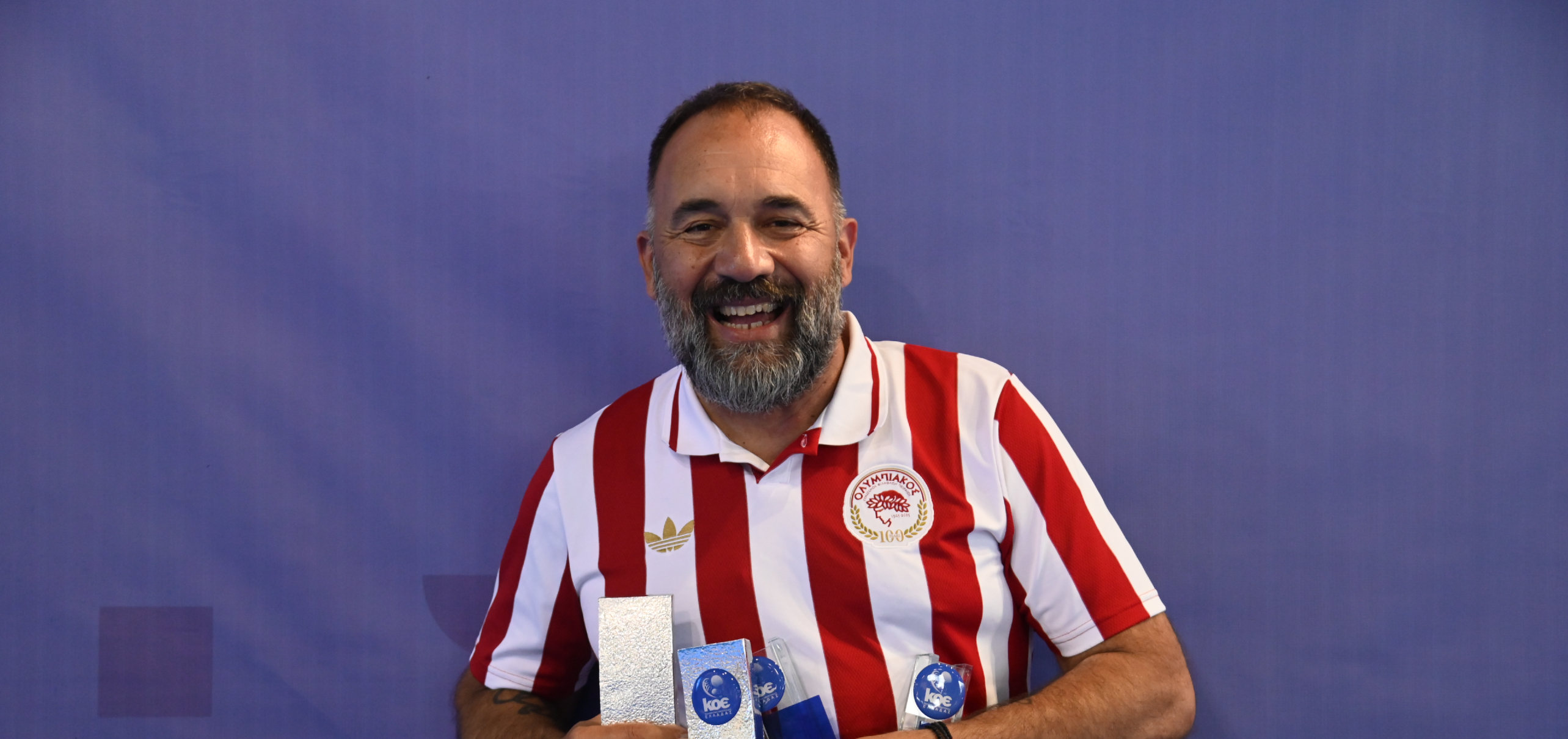 «Ο Ολυμπιακός είναι ένας και ενιαίος, δώρο το πρωτάθλημα για τα 100 χρόνια»